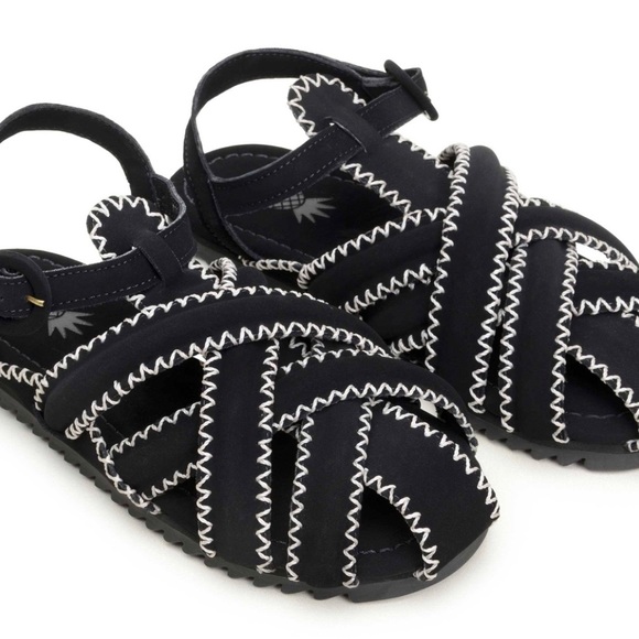FARM Rio | Shoes | New Farm Rio Black Zigzag Stitch Strappy Sandals ...